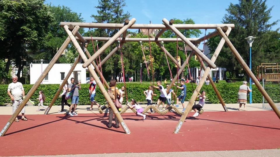 Programul de 1 Iunie în Parcul Copiilor și în Parcul Rozelor - Radio ...