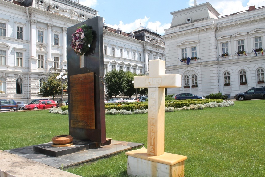 Monumentele și clădirile Aradului, acoperite de un strat ruginiu