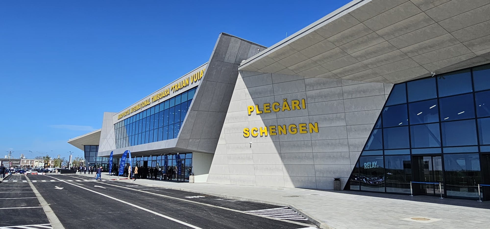 Primele imagini ale noului terminal Plecări Schengen de la Aeroportul ...