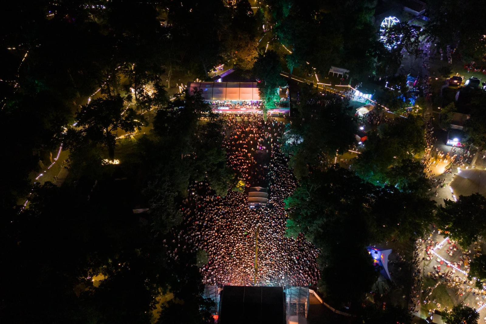 Joel Corry la FLIGHT FESTIVAL 2025! Cine mai urcă pe scenă - Radio ...